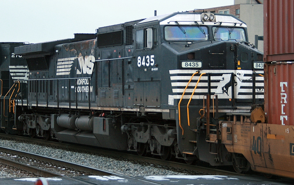 NS 8435